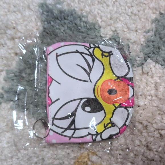 Accessories | Giveaway Daisy Duck Coin Purse Nwt | Poshmark